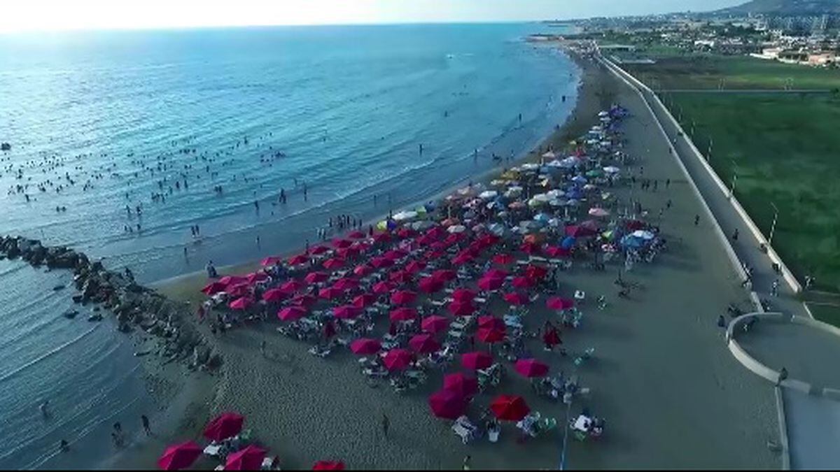 Syrian tourism video: Just another day at the beach