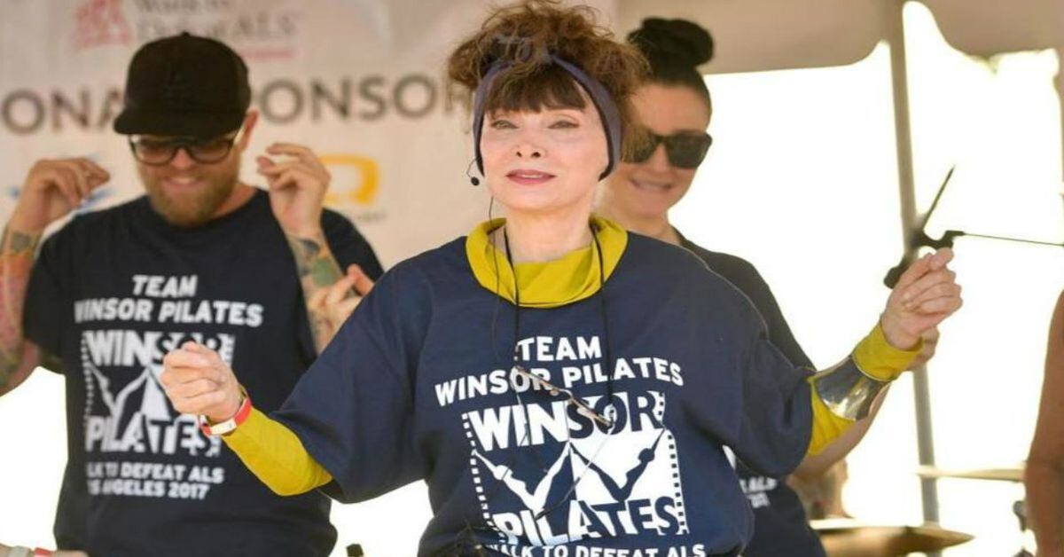 'Mickey' singer Toni Basil, 74, still so fine with dance moves