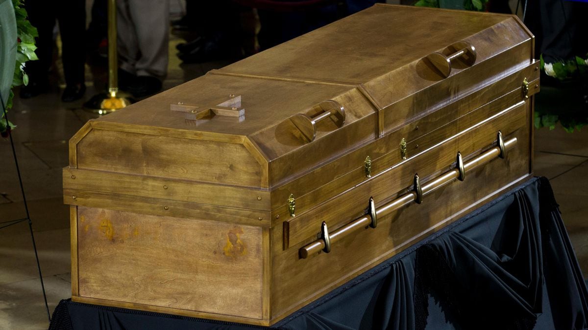 Rev. Billy Graham's casket was built by prisoners